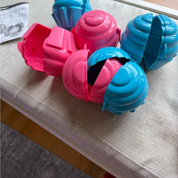 Tupperware | Kitchen | Pink And Blue Retro Tupperware Individual Cup ...